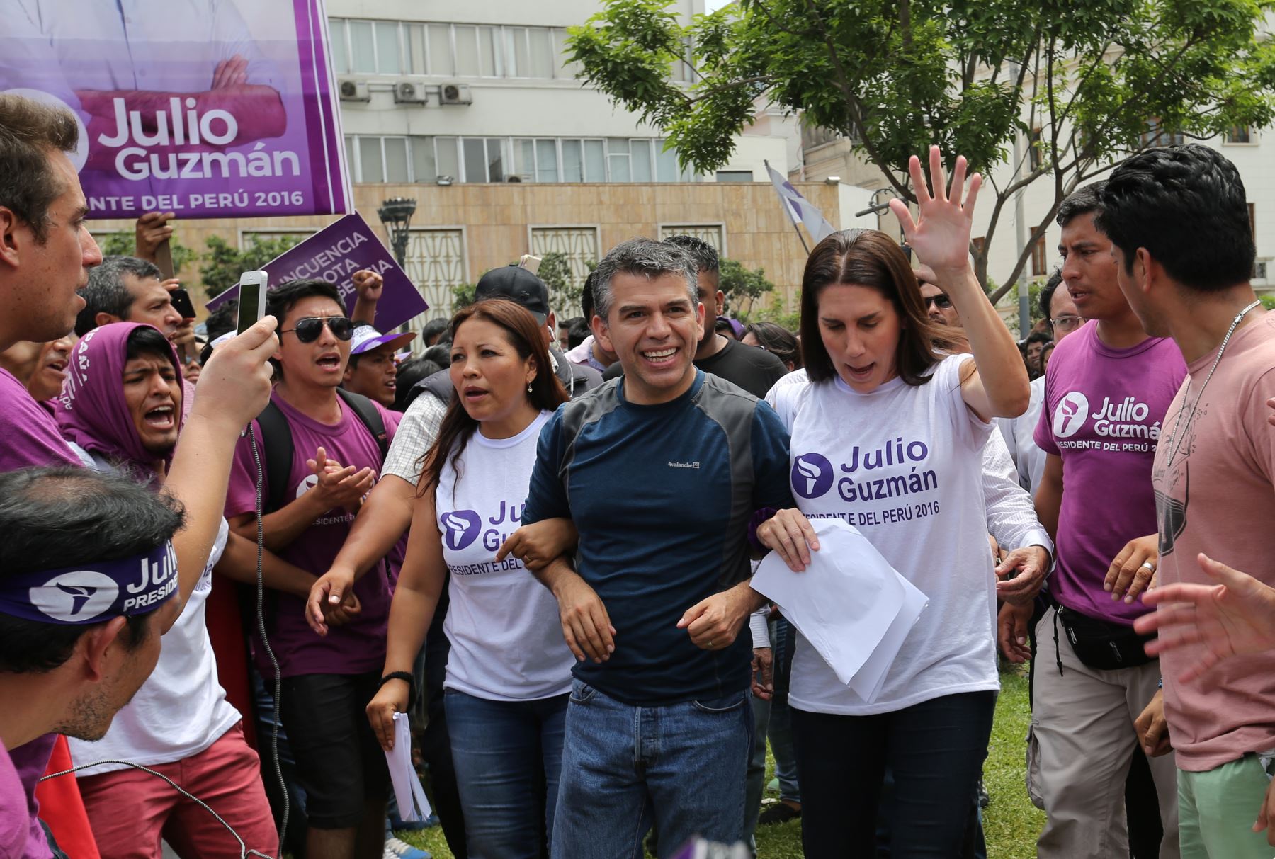 Post Alan García Ppk Y Lourdes Alcorta Le Saltan Al Cuello A Guzmán